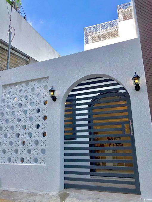 Gạch Ốp Cổng Hàng Rào, Mẫu Gạch Hot Nhất 2025